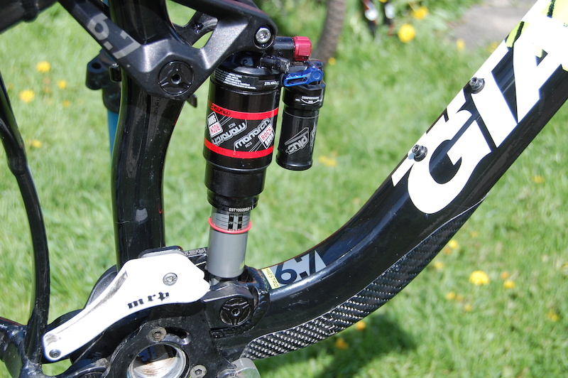 Rock Shox Monarch Plus RC3 7.875 X 2.25 (200 x 57) w/volume For Sale