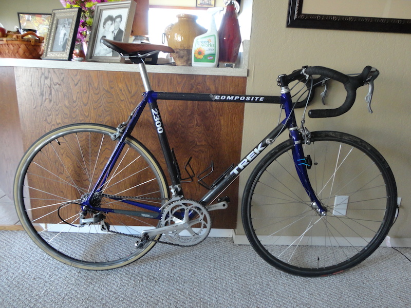 Trek 2300 carbon/alu with shimano 600 groupset 56cm For Sale