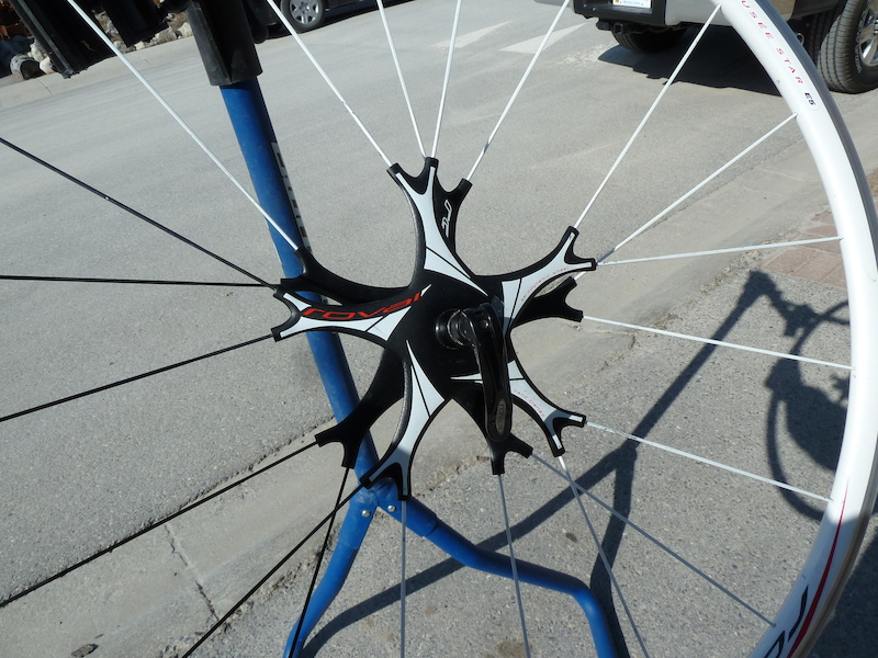 Roval Fusee Star E5 Aero Wheel set For Sale