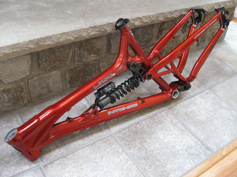 post your intense uzzi vpx - Page 4 - Pinkbike Forum