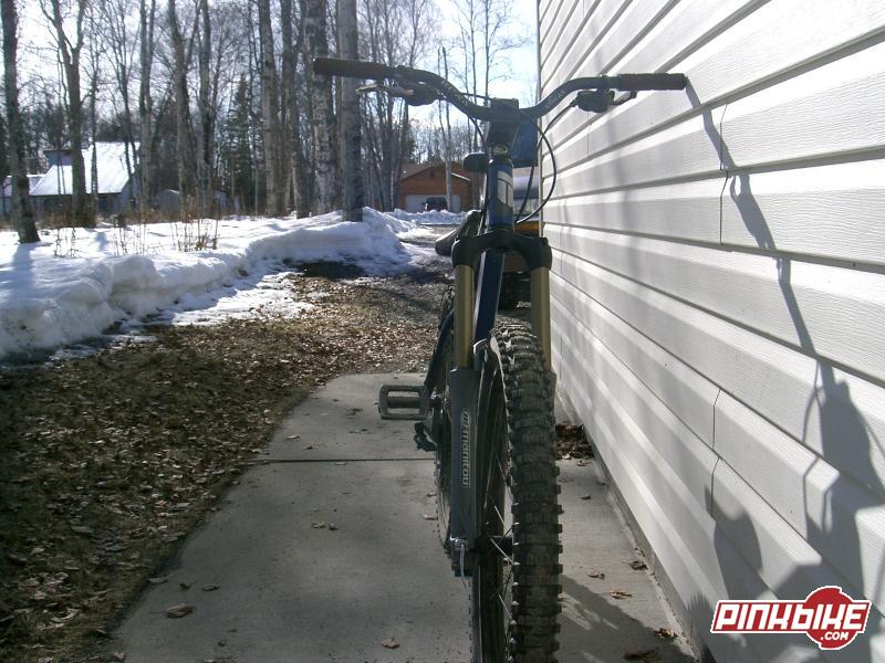 2005 trek bruiser 2 frame, size medium, blue For Sale