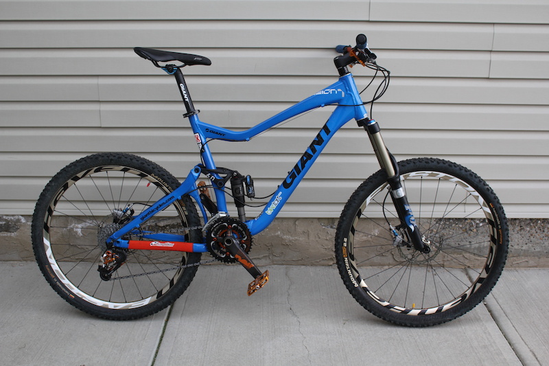 2010 Giant Reign 1 All-Mountain Bike For Sale