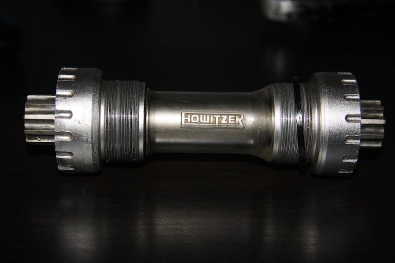 2009 Truvativ Howitzer Team Bottom Bracket 83mm For Sale