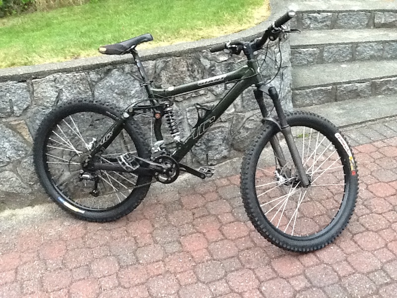 05 Giant AC For Sale