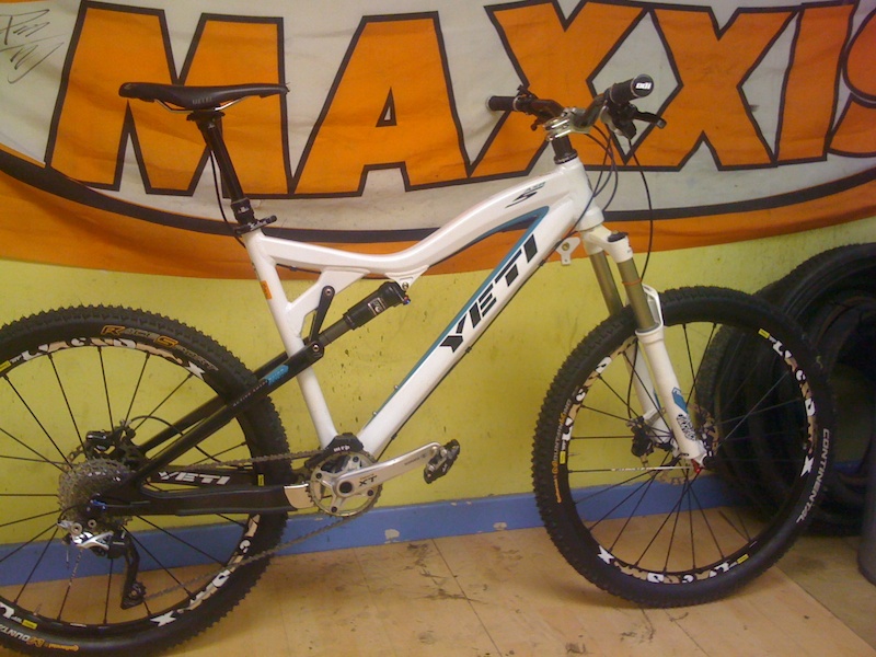 2010 Yeti ASR 5 Frame, large, mint condition! For Sale