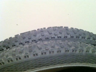 Schwalbe Little Albert 28 x 2.1 tires *29er tire* For Sale