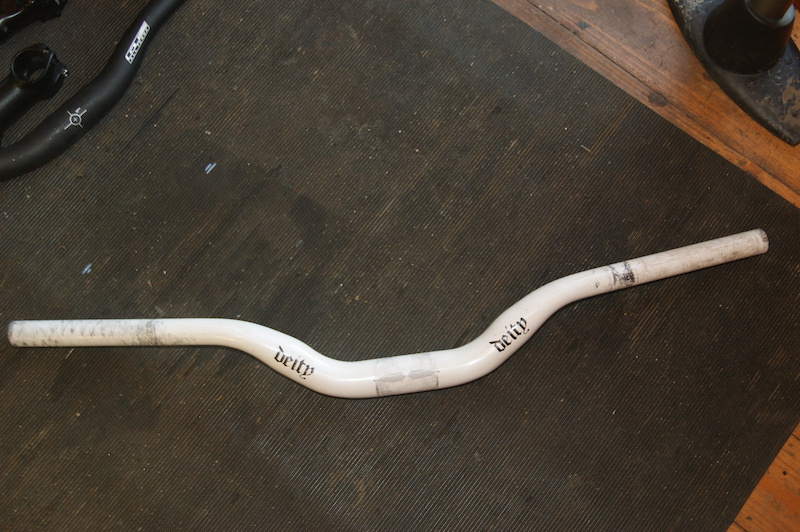 Deity bars 40mm rise 640mm long For Sale