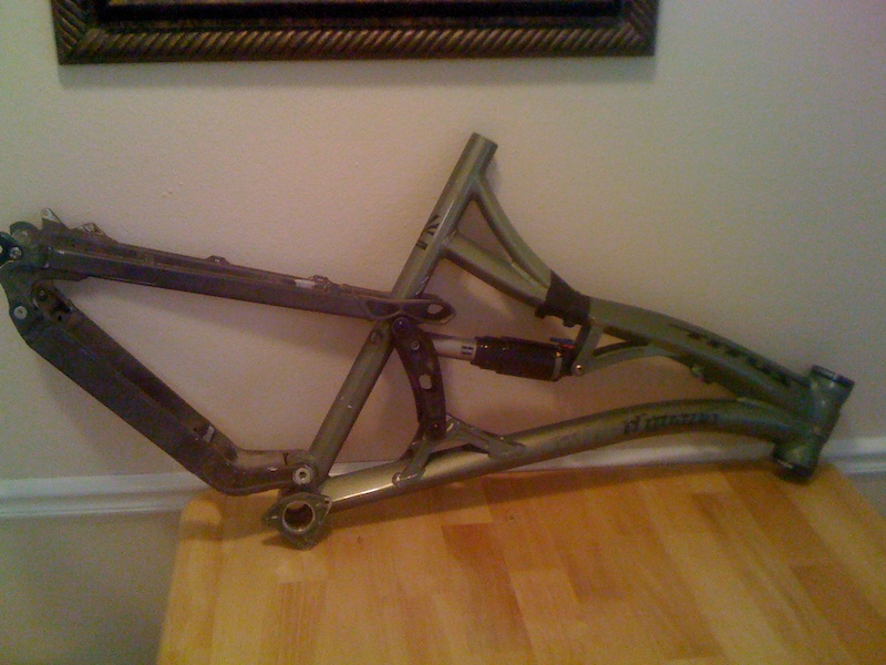 2009 Titus El Guapo frame and shock For Sale
