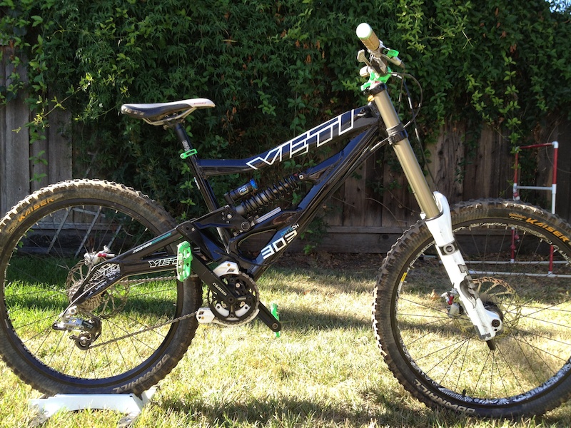 2010 Yeti 303 RDH For Sale