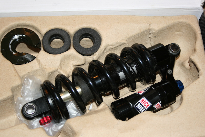 Rock Shox Vivid RC2 200x51 / 7.875x2 Hi Volume For Sale