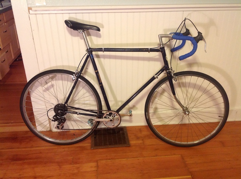 62 cm Vintage Kobe Cobra For Sale