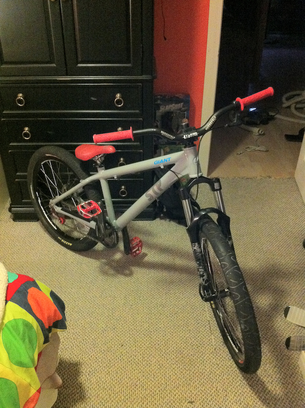 Giant STP frame and extras **PRICE DROP** For Sale