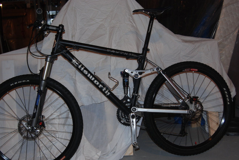 Ellsworth Truth 18" Medium For Sale