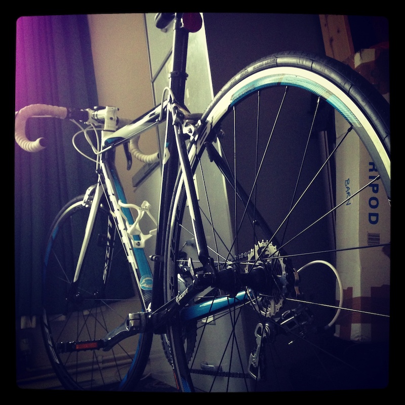 2012 Scott Speedster S30 Road Bike - (M) + Extras For Sale
