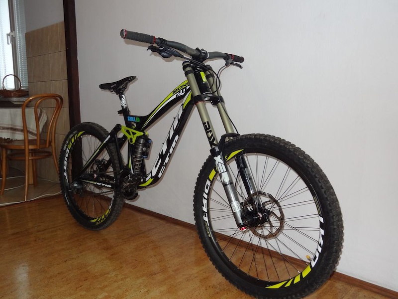 CTM Mons 2.0 Boxxer R2C2, Fox RC4 downhill bike For Sale
