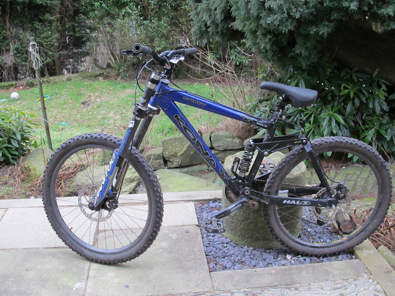 2010 KONA STINKY large frame with manitou dorado 220mm For Sale