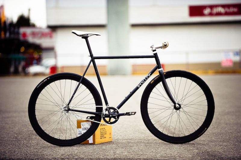 Traitor Cutlass 59cm custom build Surly H+Son carbon fork For Sale