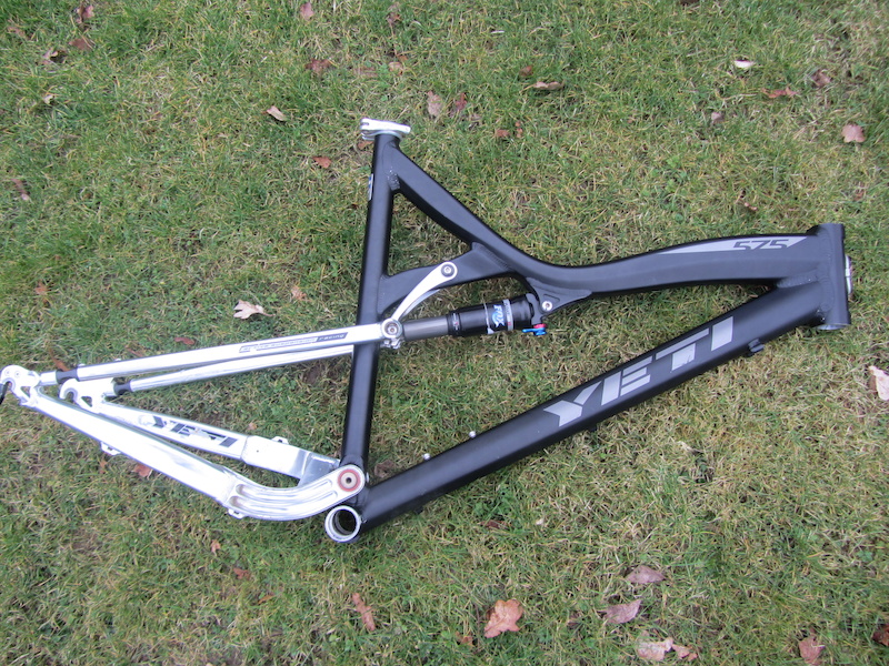 2009 Yeti 575 () Full Suspension MTB frame Large For Sale