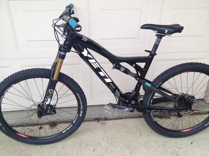 2011 Yeti 575 carbon rear triangle sz Small For Sale