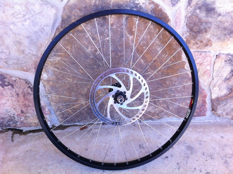 PRICEDROP! 26" Sun Rims Ditch Witch 36h For Sale