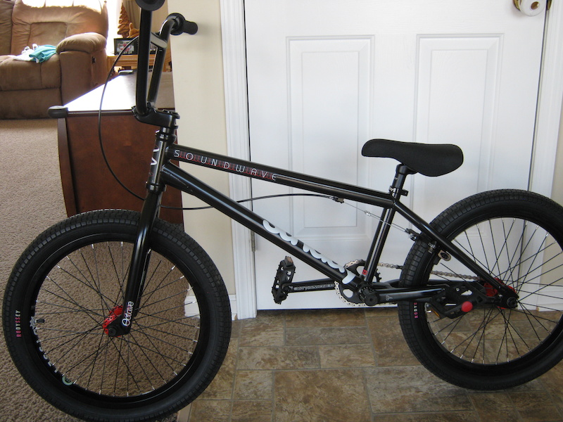 2013 SUNDAY SOUNDWAVE COMPLETE PRICE DROP For Sale