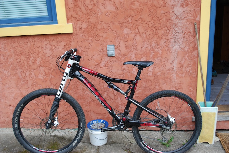 Cannondale lefty RZ one 20 medium. For Sale