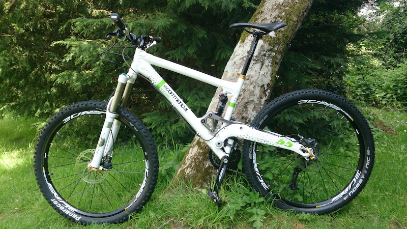 2012 Commencal Meta 5.5 (medium 17") For Sale