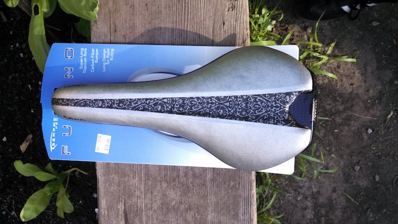 NEW Serfas PRO Furano Road Seat For Sale