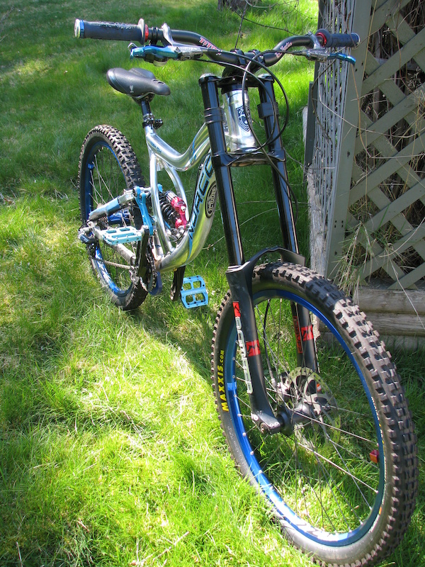 2009 norco dh...med-large frame For Sale