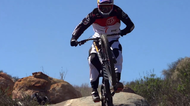 Video: FOX Air 40 - Pinkbike