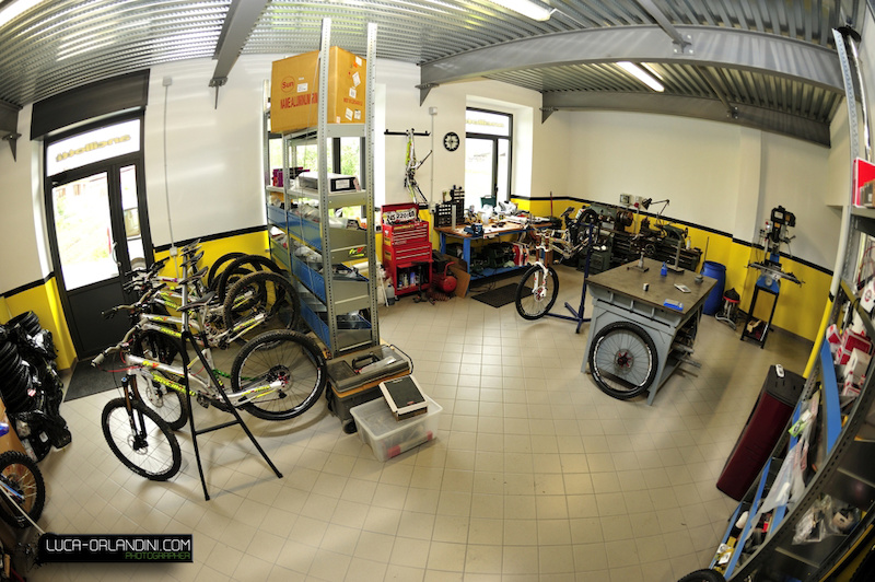 Ancillotti DHY 650B - Pinkbike