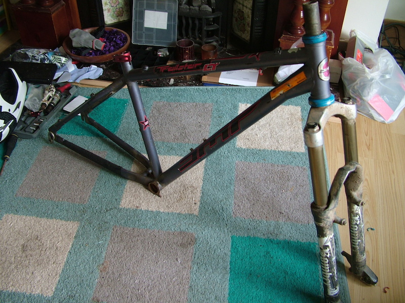 DMR Trailstar frame + Forks For Sale