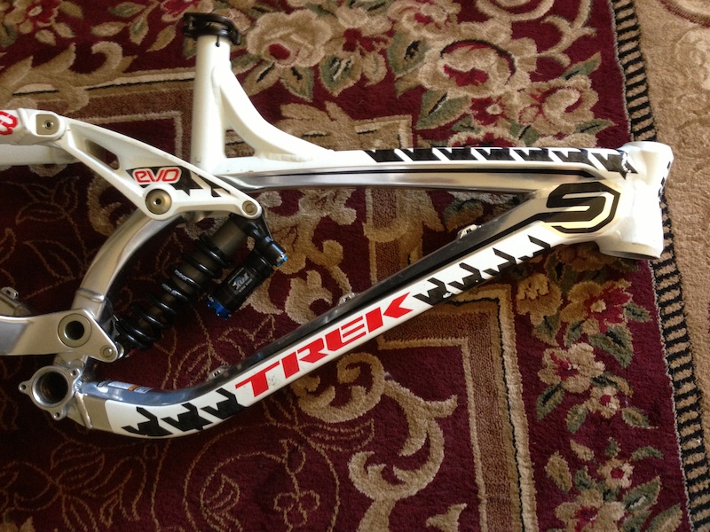 2010 Trek Session 88 Medium frame with Fox DHX RC4 For Sale