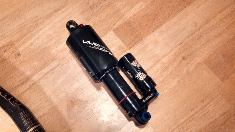Rock Shox Vivid Air RC2 For Sale
