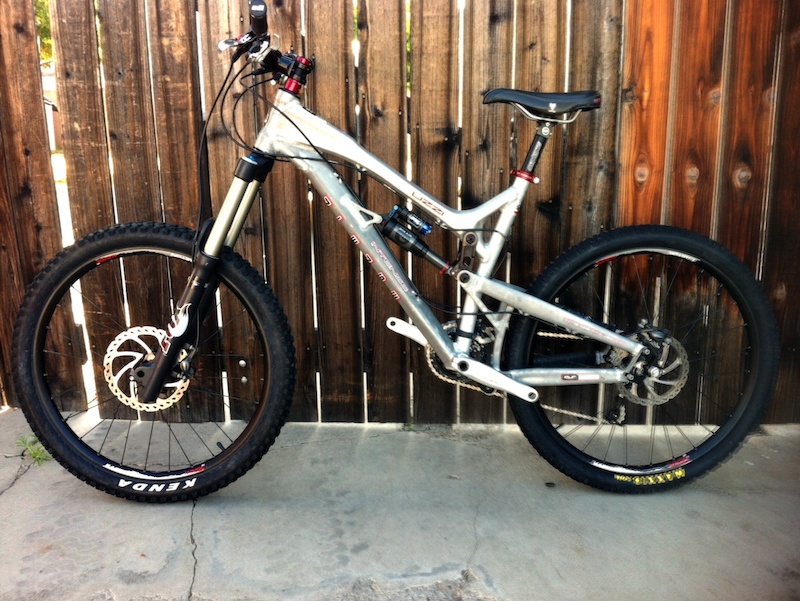 2011 Intense Uzzi Raw Size Large For Sale
