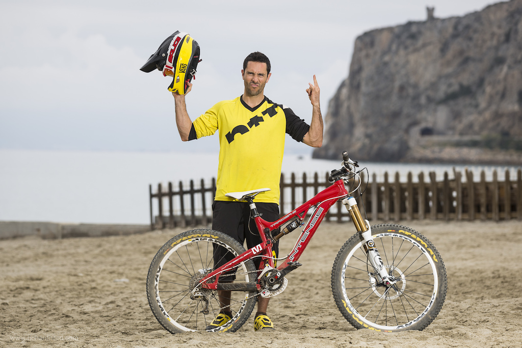 Cedric Carrez in Finale Ligure, Italy - photo by richardbord - Pinkbike