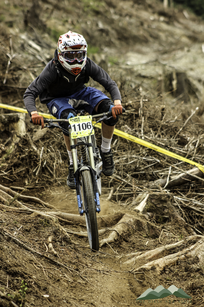 Louis Meade in bala, United Kingdom - photo by TheHillsAreAlive - Pinkbike