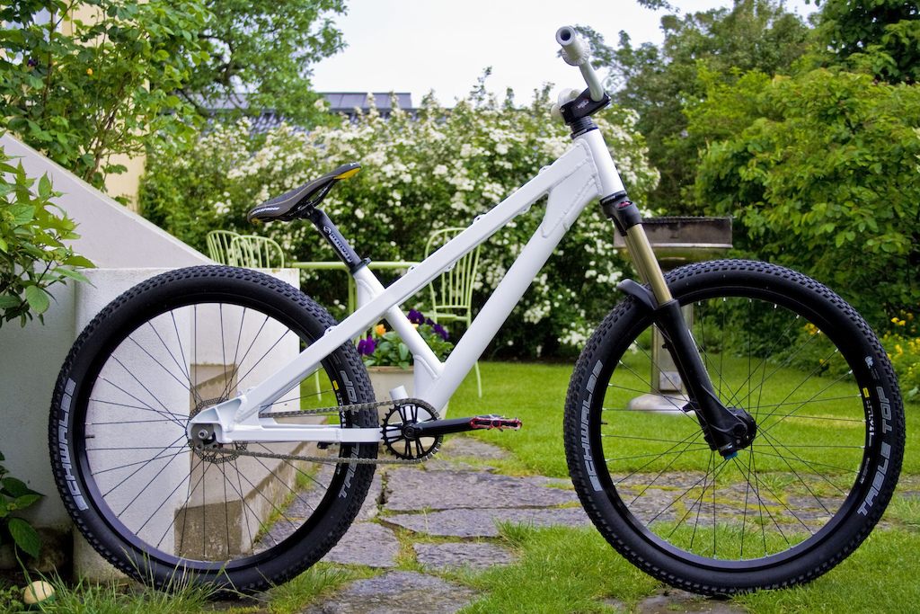 non at non in Helsingborg, Sweden - photo by pinksite - Pinkbike