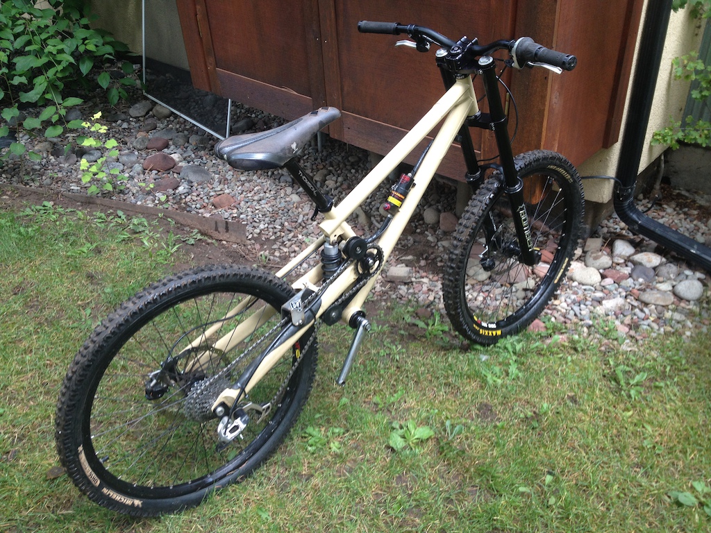 in Aspen, Colorado, United States - photo by GB34 - Pinkbike