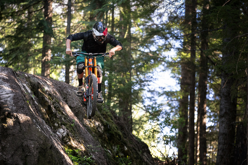 Banshee Darkside - Review - Pinkbike