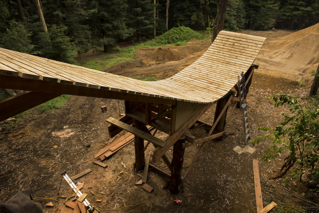 Rotorua Slopestyle Course Build Update - Pinkbike