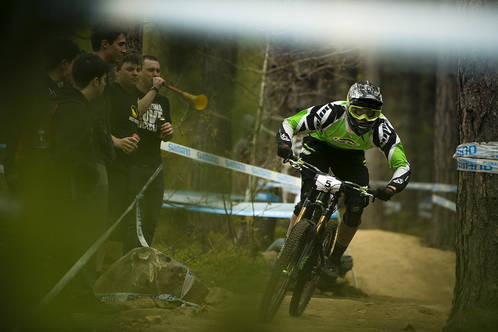 Video and Photo Epic: Steve Peat's Steel City Downhill - Pinkbike