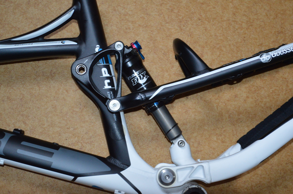 Cube Stereo 2012 16" frame + demper *verkocht* - Mountainbike.nl