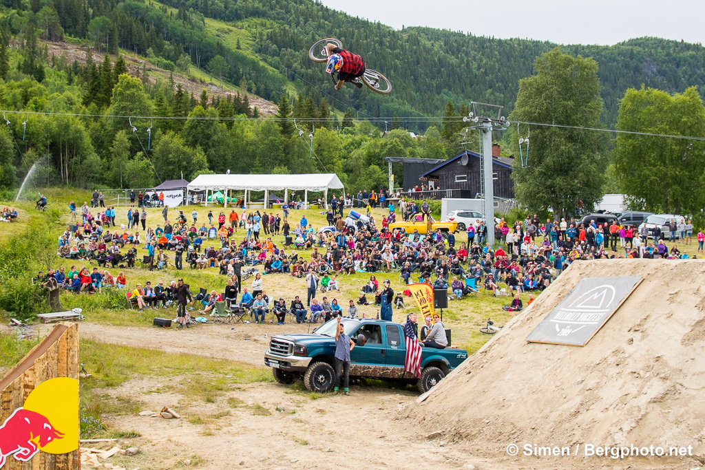 Photo Epic: Hillbilly HuckFEST - Pinkbike