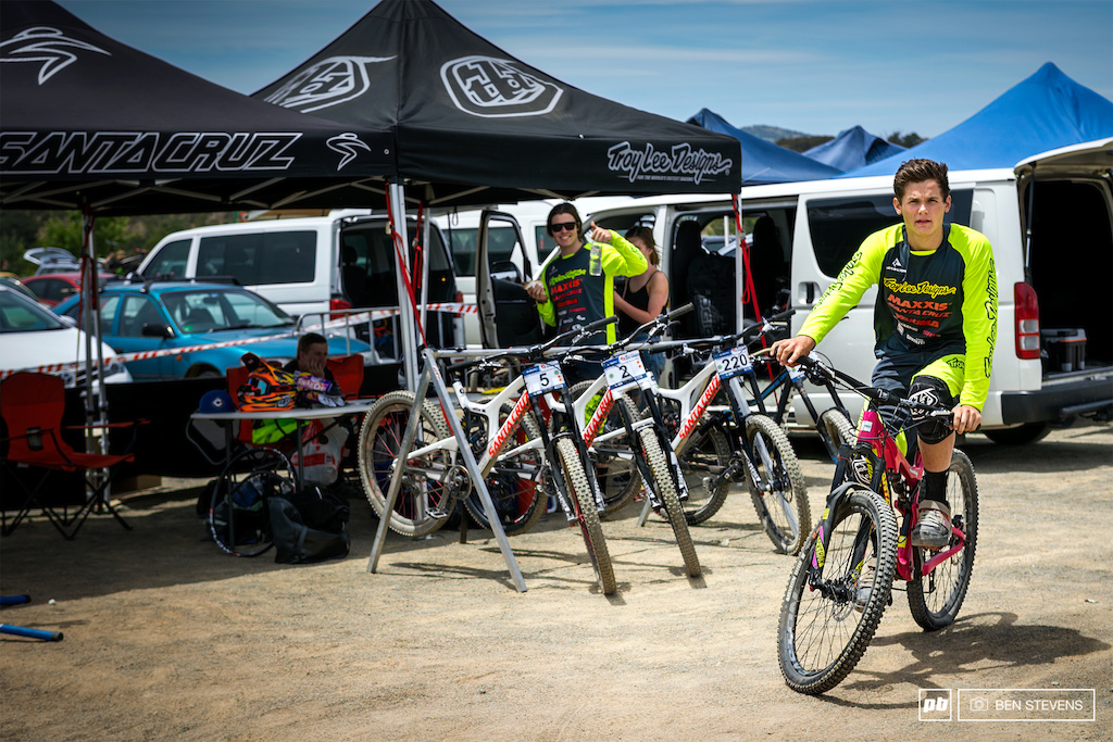 Australian Nationals, Round 2: Mt Stromlo - DH Finals - Pinkbike