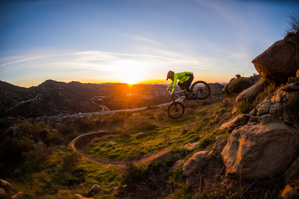 Pivot Unveils New Carbon Phoenix - Pinkbike