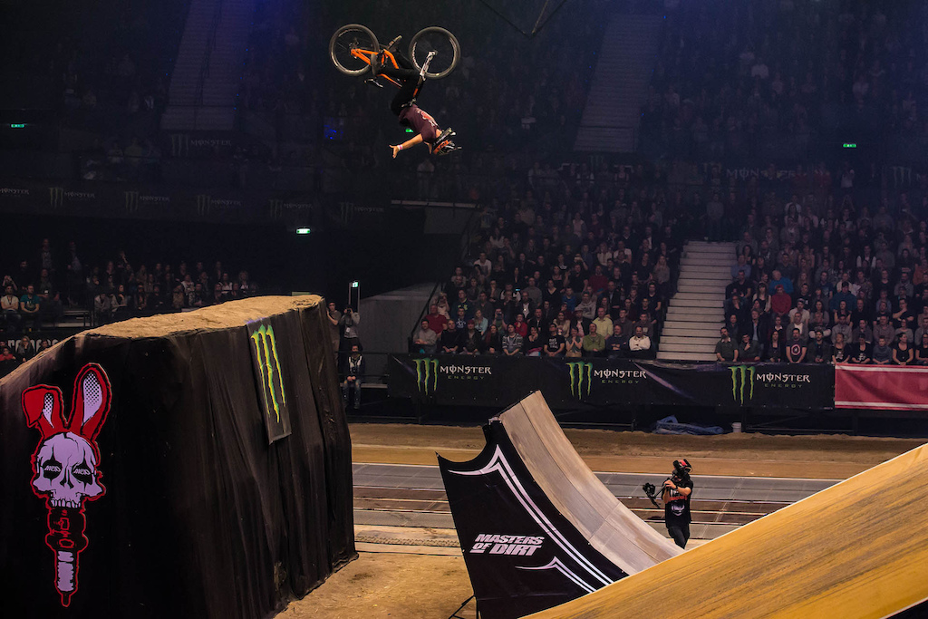 It's Masters Of Dirt Show Time! - Pinkbike