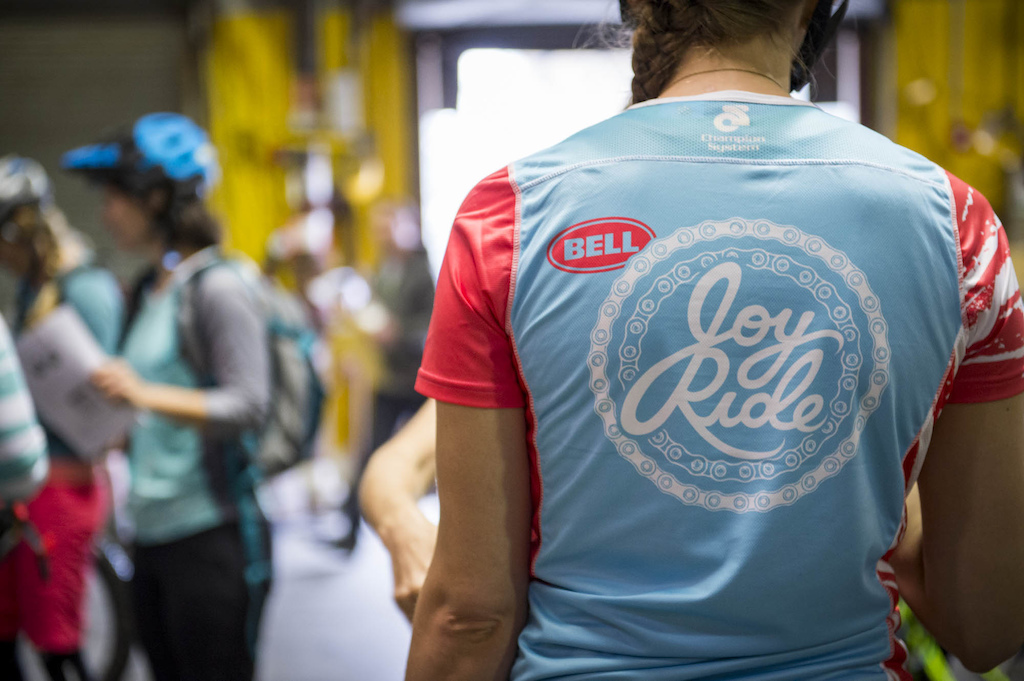 Learning How to Joy Ride With Bell - A New Women's Program - Pinkbike