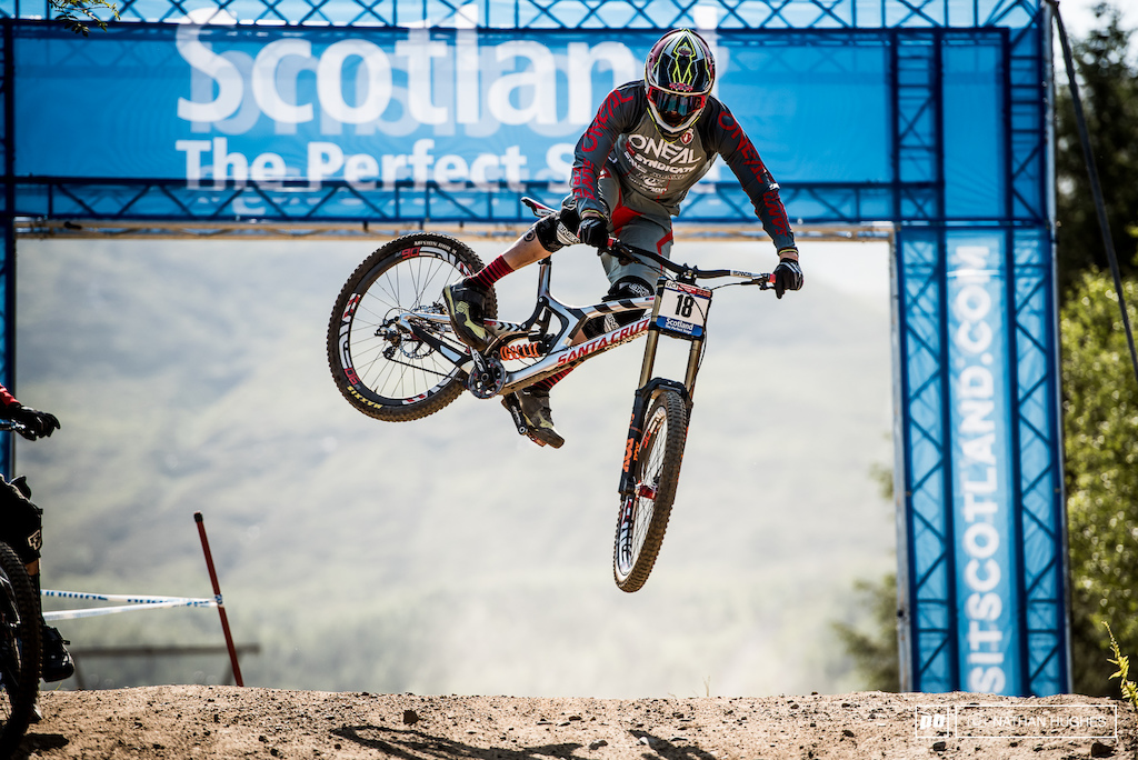 Your Essential Guide to the Fort William DH World Cup - Pinkbike