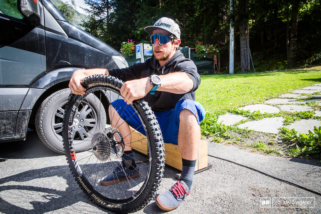 Pit Walk - EWS Round 4, La Thuile, Italy - Pinkbike